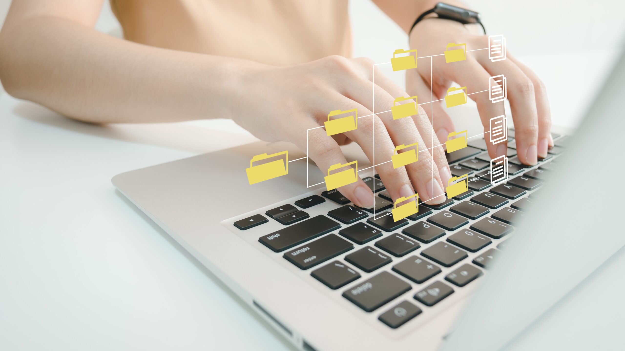 Compiling Customer Data from Different Sources Automatically - FOXLE